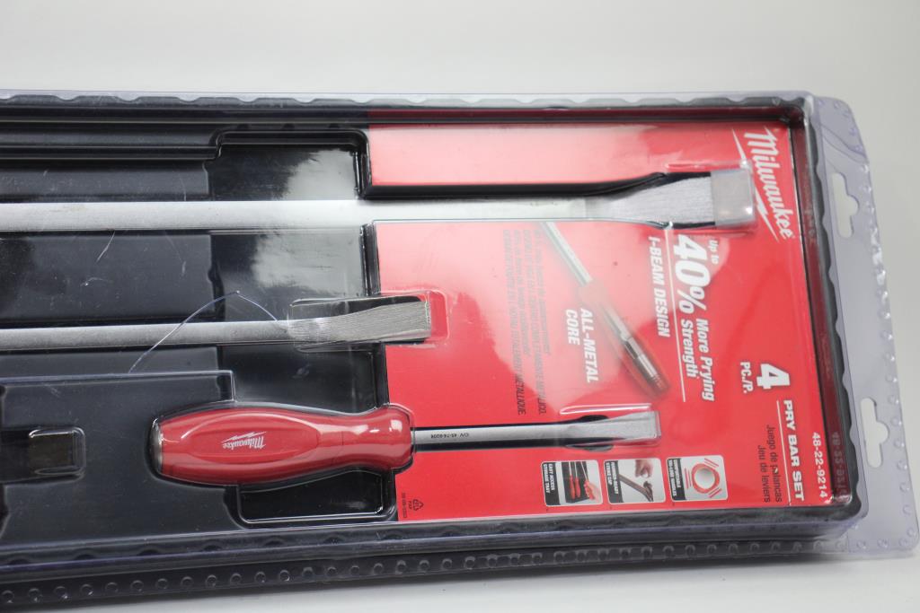 Husky Red/Black Container With Milwaukee Pry Bar Set | Property Room