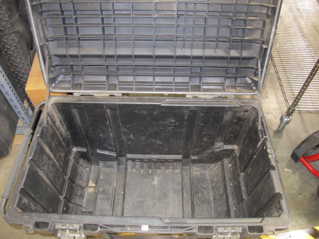 Husky Rolling Tool Chest | Property Room