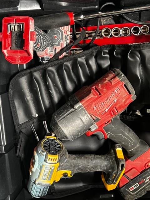 Husky Storage Unit With Misc Tools | Property Room