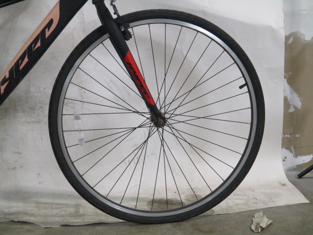 Hyper Spin Fit 700C Urban Bike | Property Room