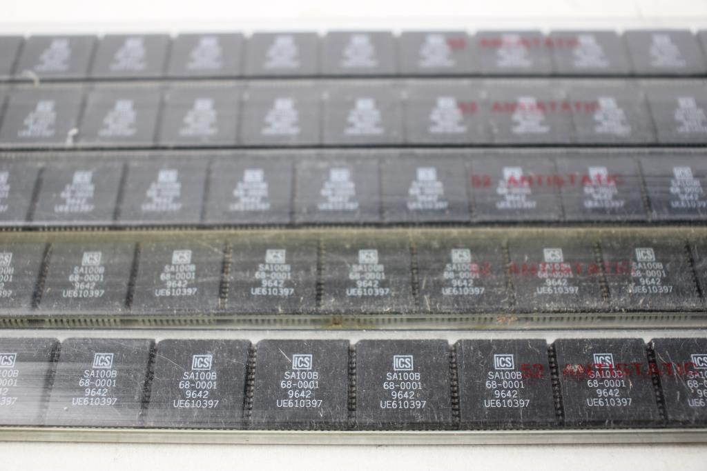 ICS Sa100b Chips 68-0001, 44 Packs Of 23 Pieces Chips Each | Property Room