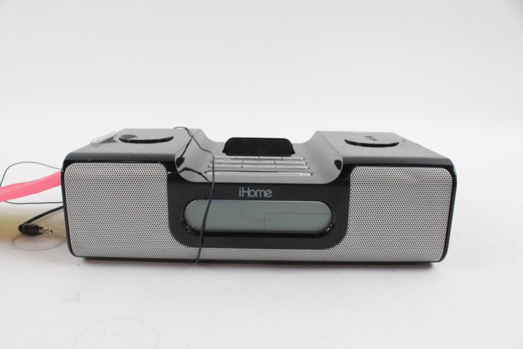 IHome Clock Radio With 30-Pin Dock | Property Room