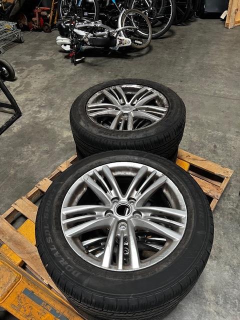 Infinity 17 Inch Stock Wheels | Property Room