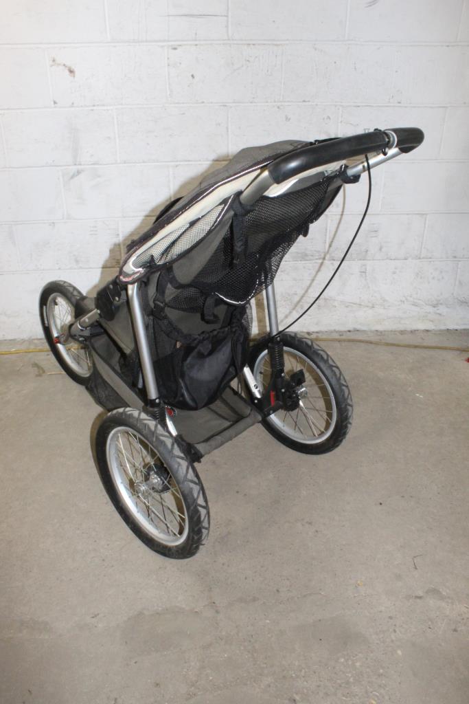 InStep Schwinn Jogging Stroller | Property Room