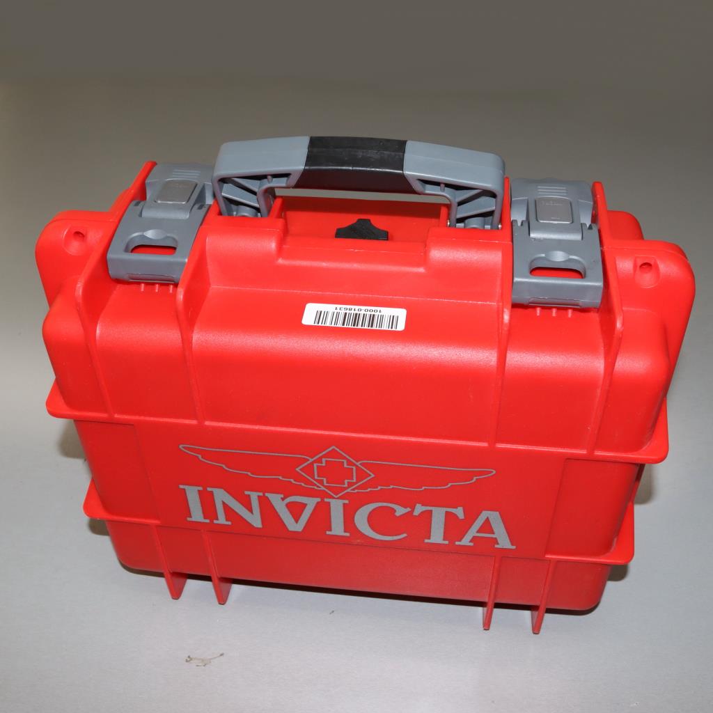 Invicta Red 8 Slot Rapid Collectors Case | Property Room