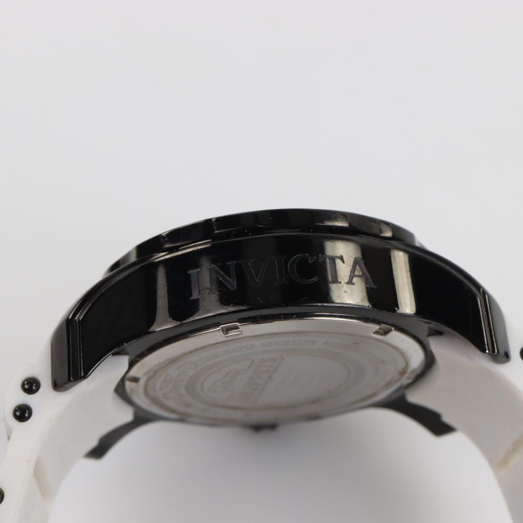 Invicta The Muppets Kermit Watch | Property Room