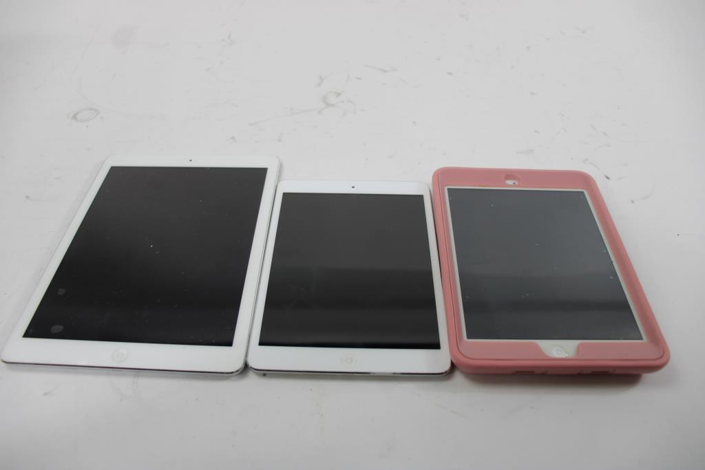 Ipads And Ellipsis Tablet 6 Pieces | Property Room