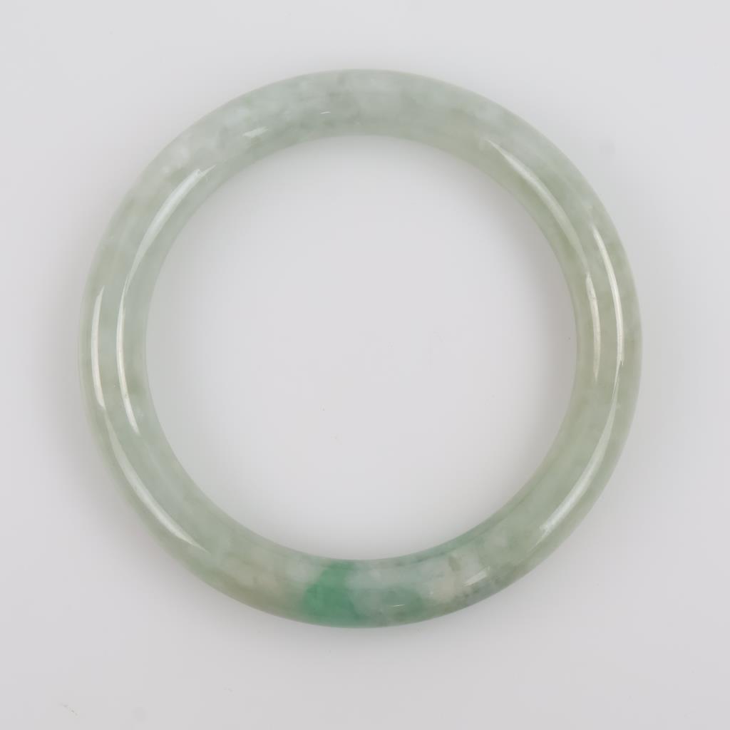Jadeite Slip-on Bangle Bracelet | Property Room