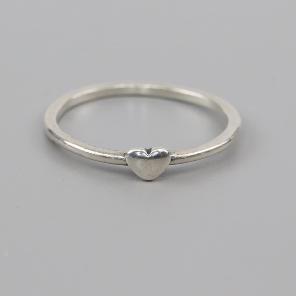 James Avery Pure Heart Sterling Silver Ring | Property Room