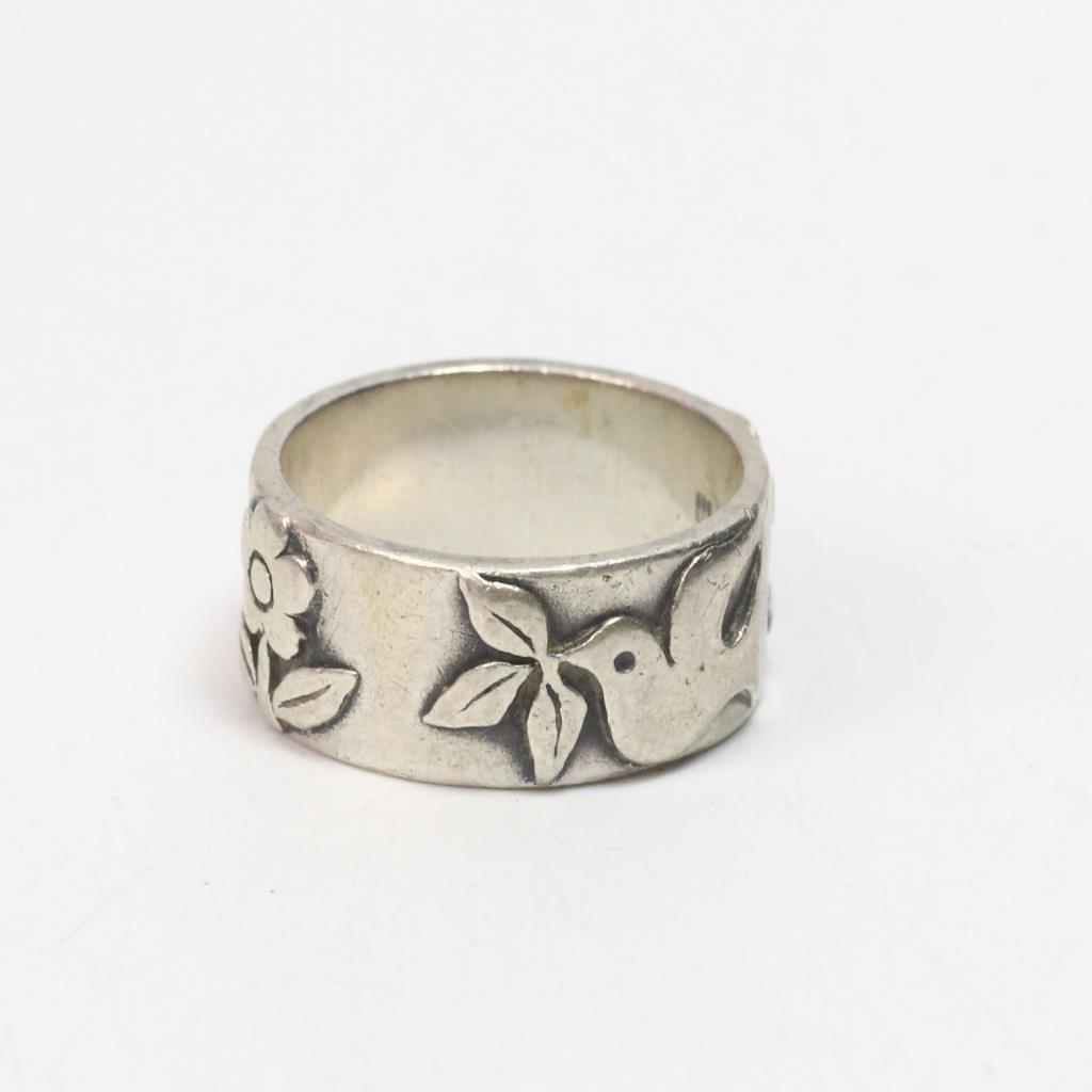 James Avery Silver 9g Peace Dove Ring | Property Room