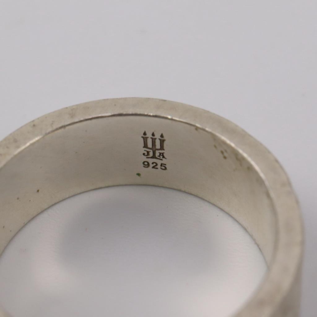 James Avery Silver Hammered Textured Ring | Property Room