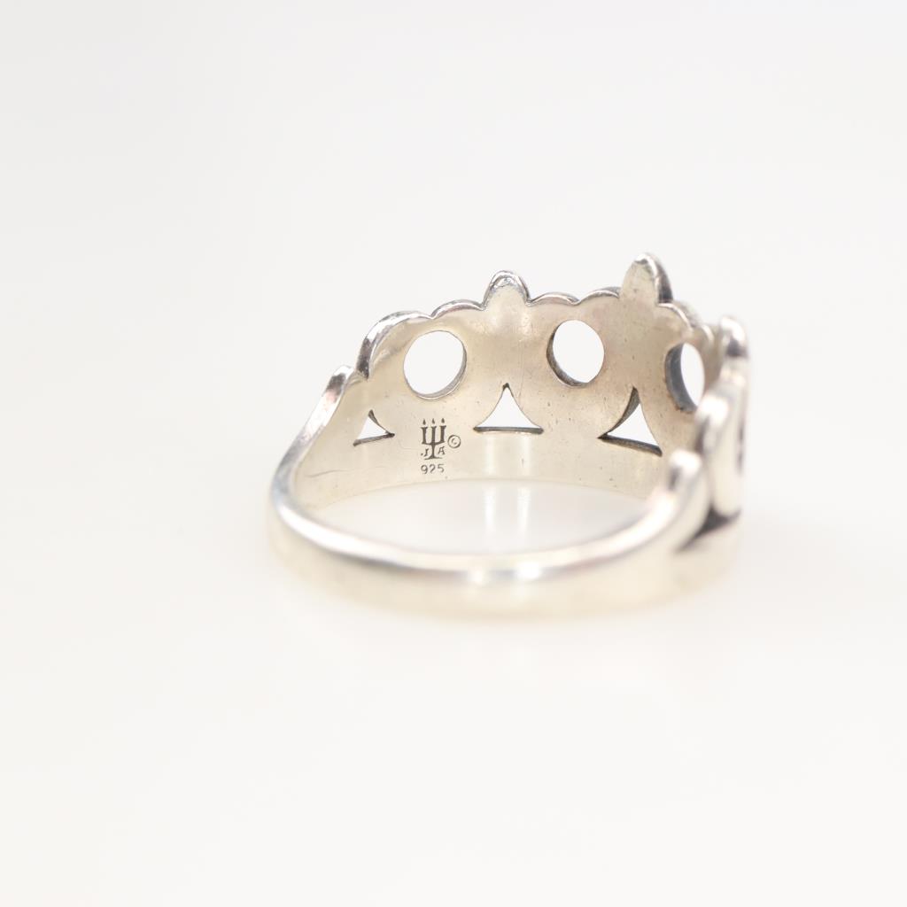James Avery Sterling Silver Crown Ring | Property Room