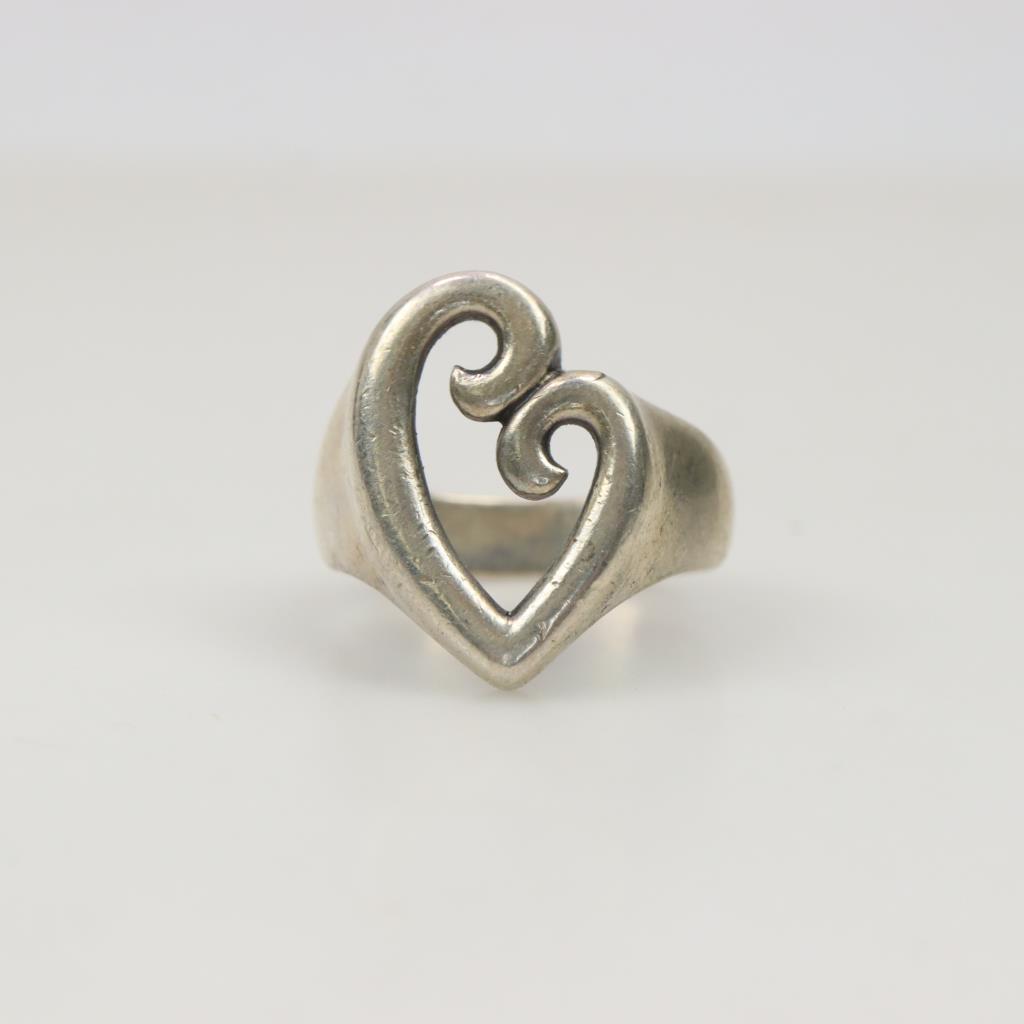 James Avery Sterling Silver Mother's Love Ring | Property Room