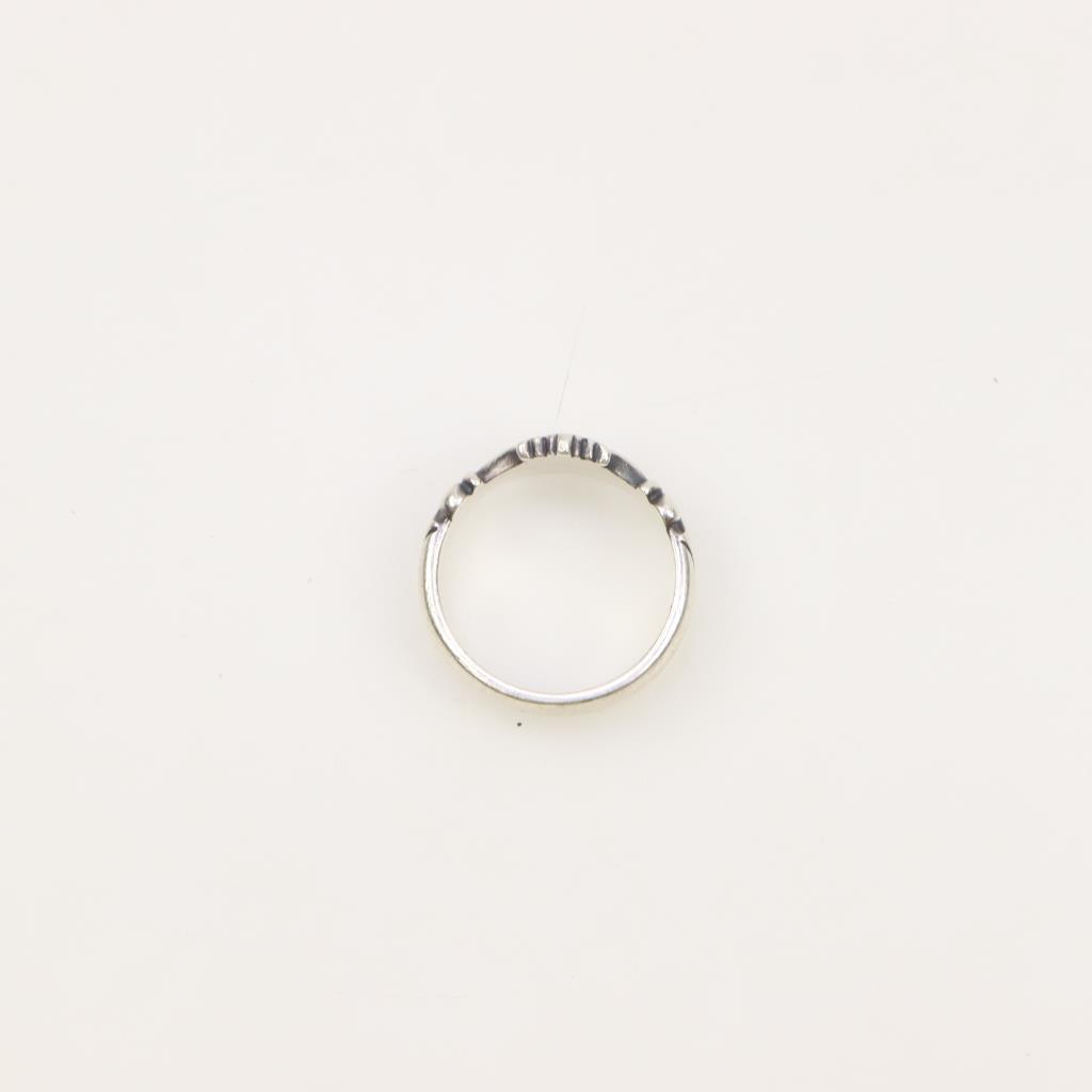 James Avery Sterling Silver Retired Adorned Claddagh Ring | Property Room