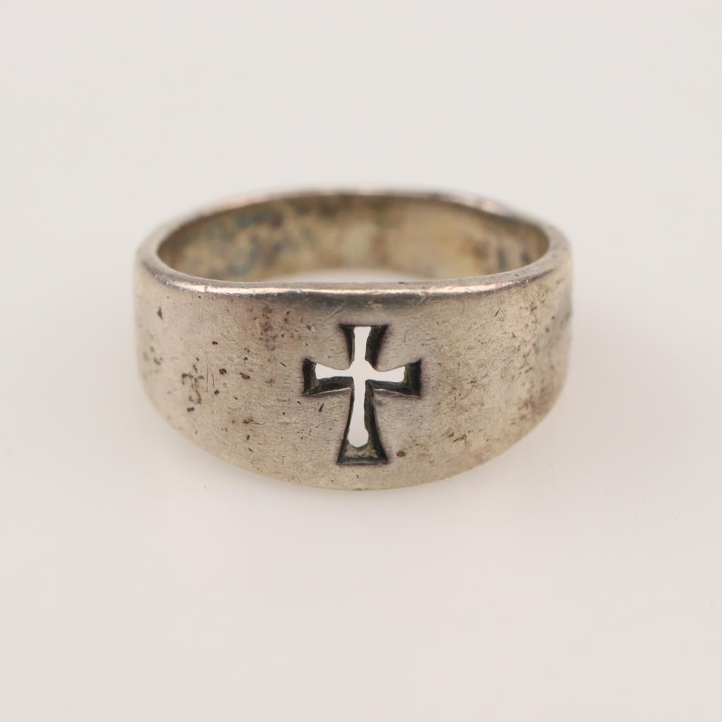 James Avery Sterling Silver Wide Crosslet Band | Property Room