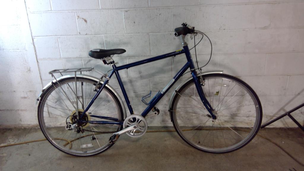 Jamis Commuter 1 | Property Room