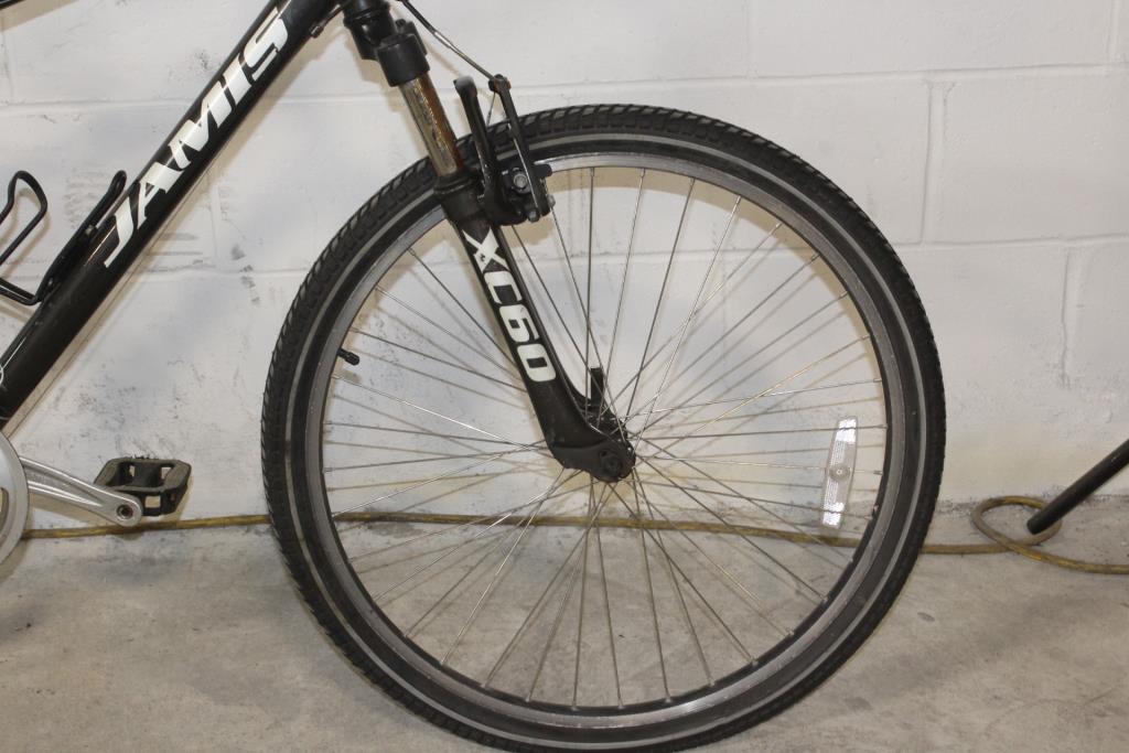 Jamis Explorer 1 Hybrid Bike | Property Room