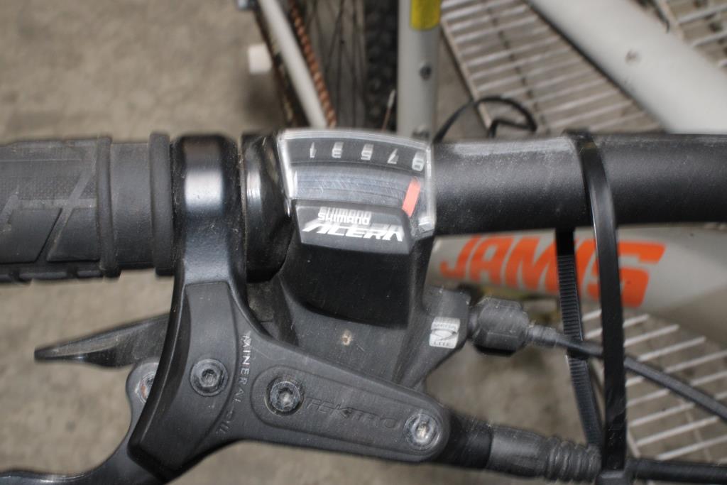 Jamis Hijack A2 Mountain Bike | Property Room