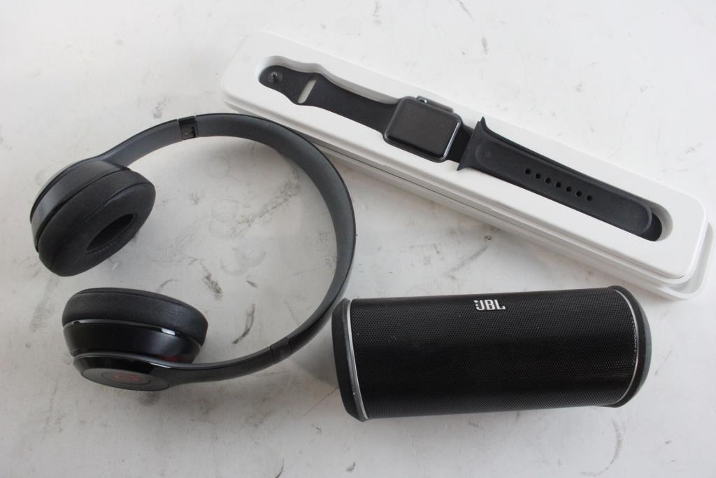 Jbl, Beats, Apple Watch | Property Room