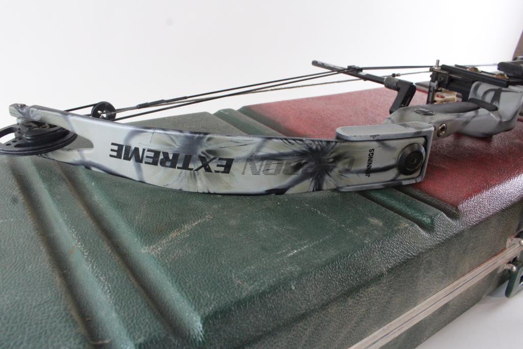 Jennings Carbon Extreme Compound Bow | Property Room