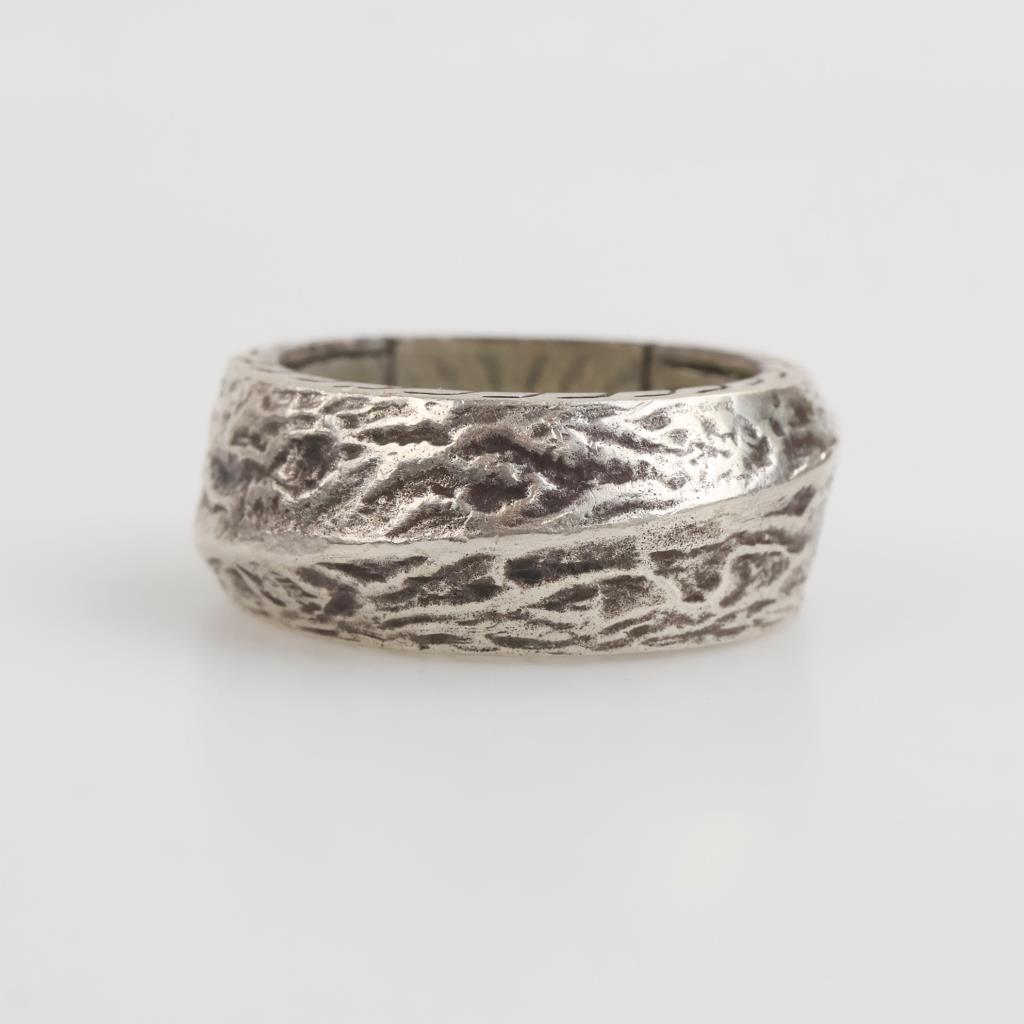 John Hardy Sterling Silver Crossover Ring | Property Room