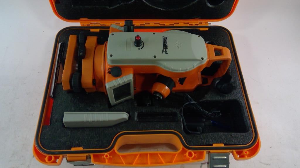 Johnson Survey Scope With Case | Property Room