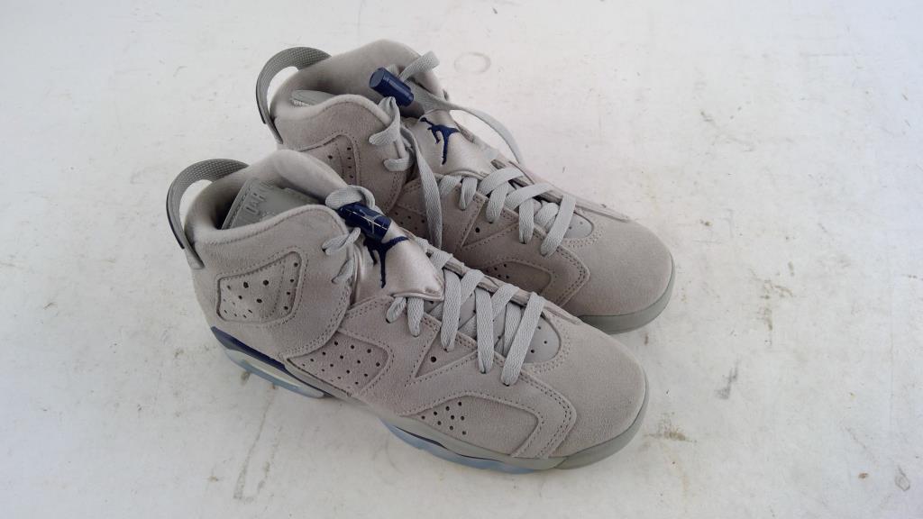 Jordan Boys Shoes Size 5y | Property Room