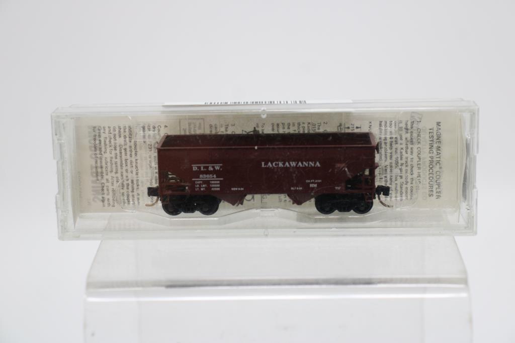 Kadee Micro-Trains 33 Ft. Twin Bay Hopper Del. Lackawanna & Western ...