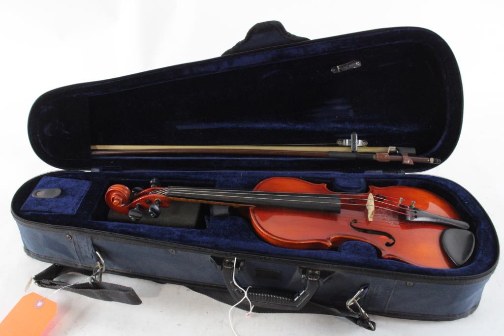 Karl Knilling Violin | Property Room
