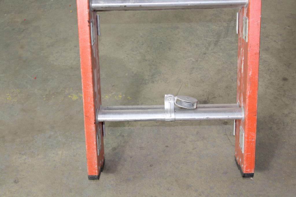 Keller 20' Orange Extension Ladder | Property Room