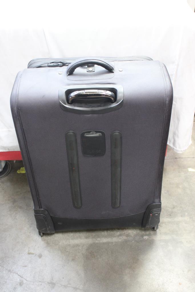 Kenneth Cole Reaction Suitcase | Property Room