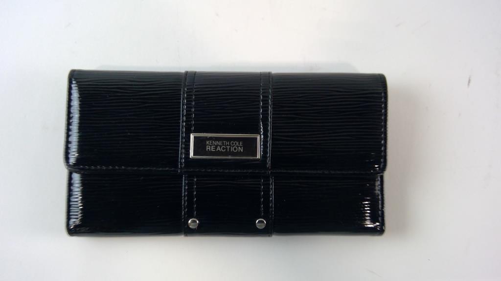 Women's Fashion Accessory Auctions - Page 1 | PropertyRoom.com