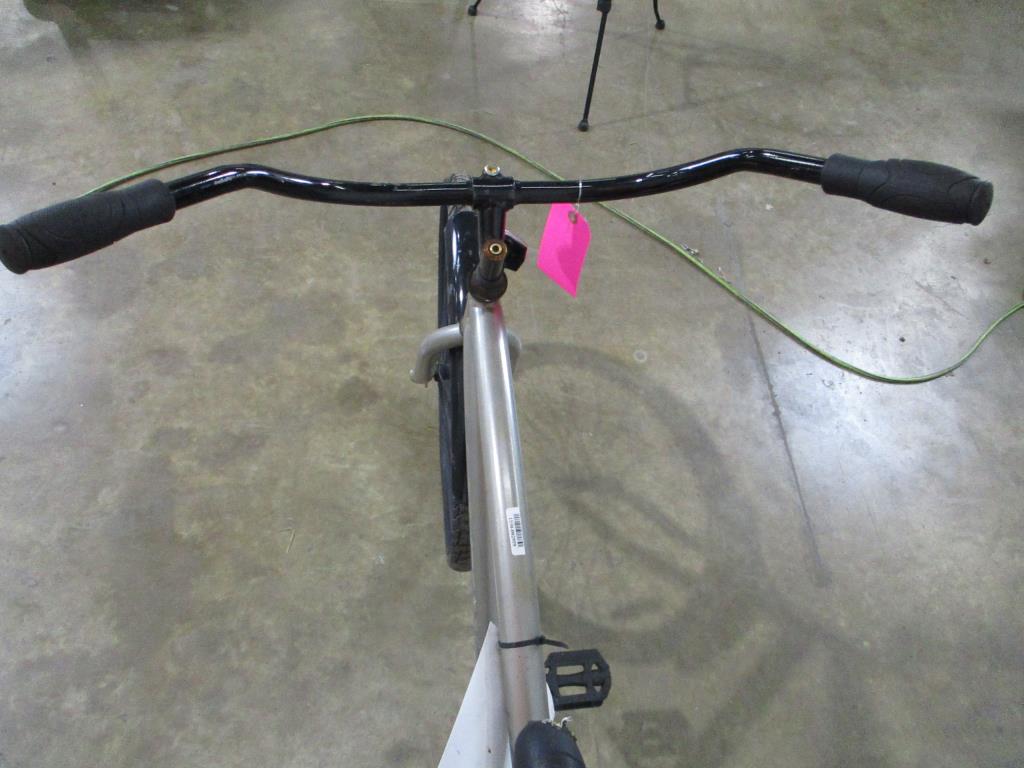 Kent Beach Cruiser | Property Room