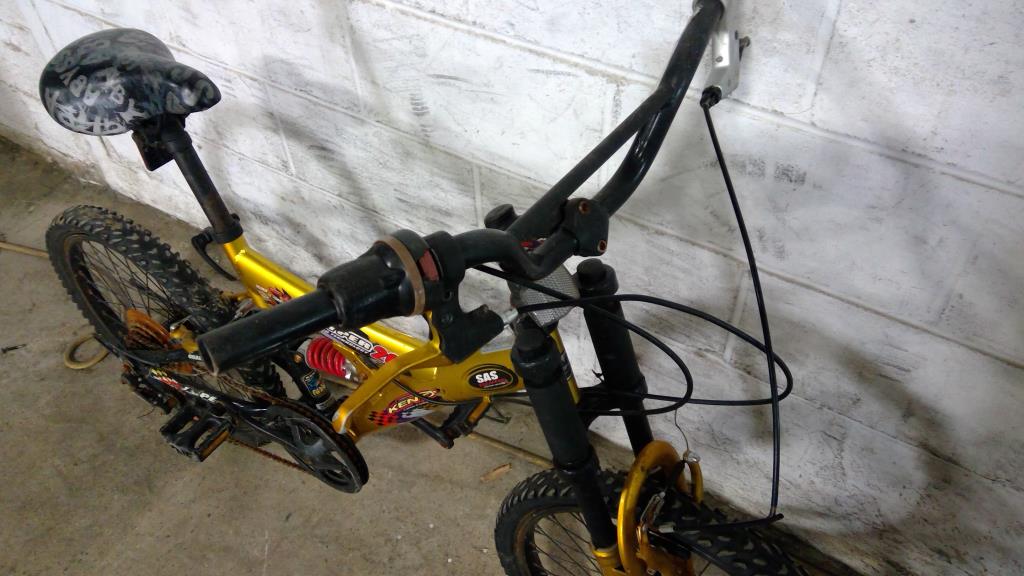 Kent Mountain Bike | Property Room