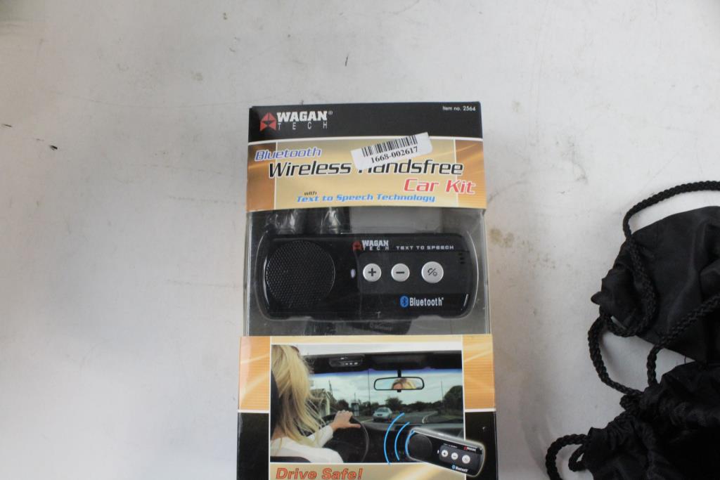 Kenwood Radio Faceplate And More, 10+ Pieces | Property Room