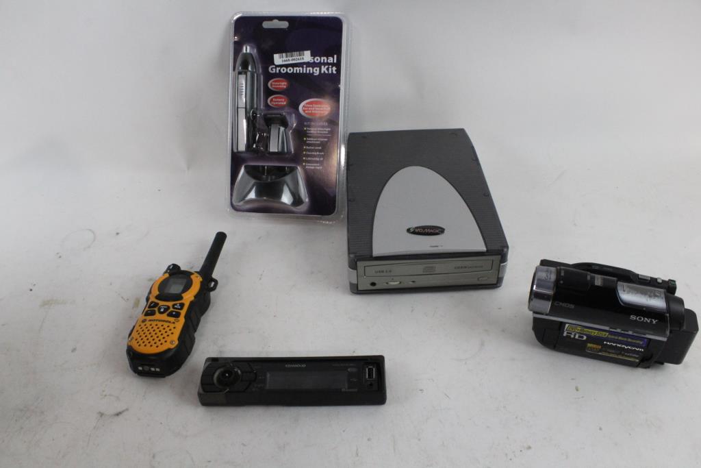 Kenwood Radio Faceplate And More, 10+ Pieces | Property Room