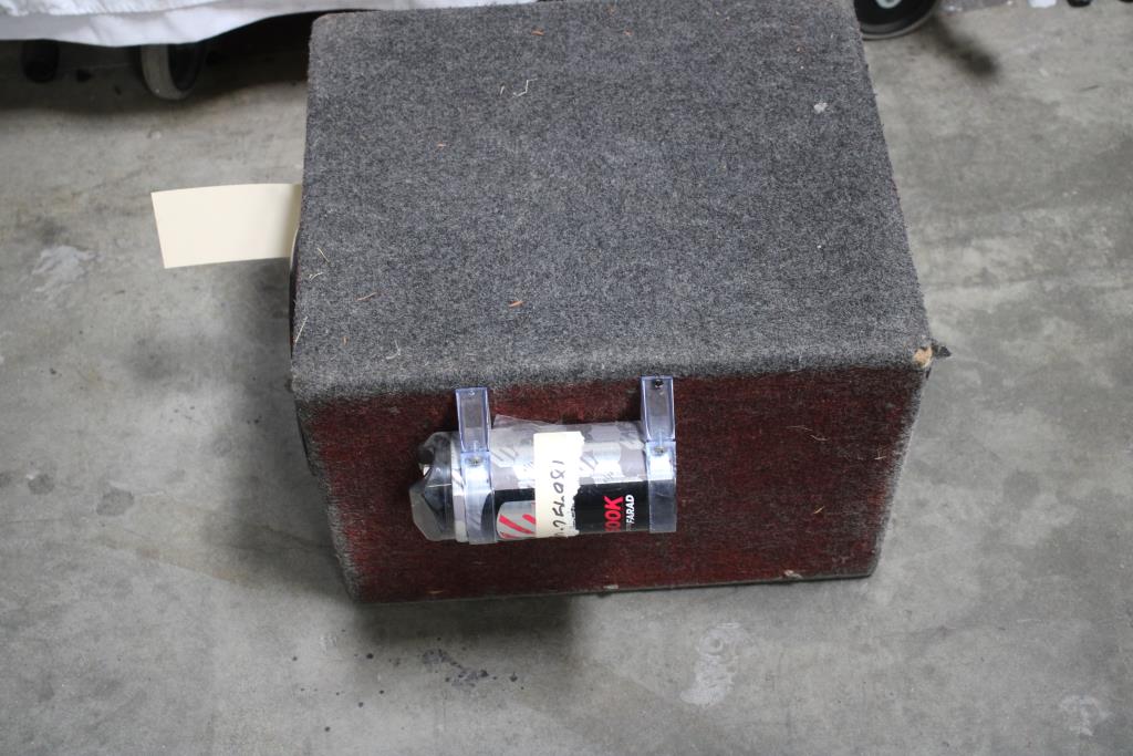 Kicker L1 Subwoofer Speaker | Property Room