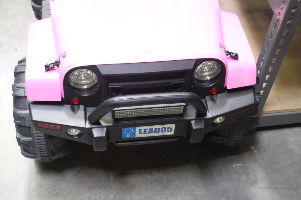 Kid's Drivable Pink Jeep | Property Room