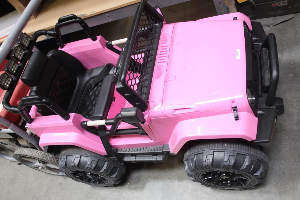 Kid's Drivable Pink Jeep | Property Room
