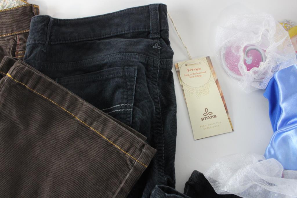 Kids Microscope, Clothing And More, 4+ Pieces | Property Room