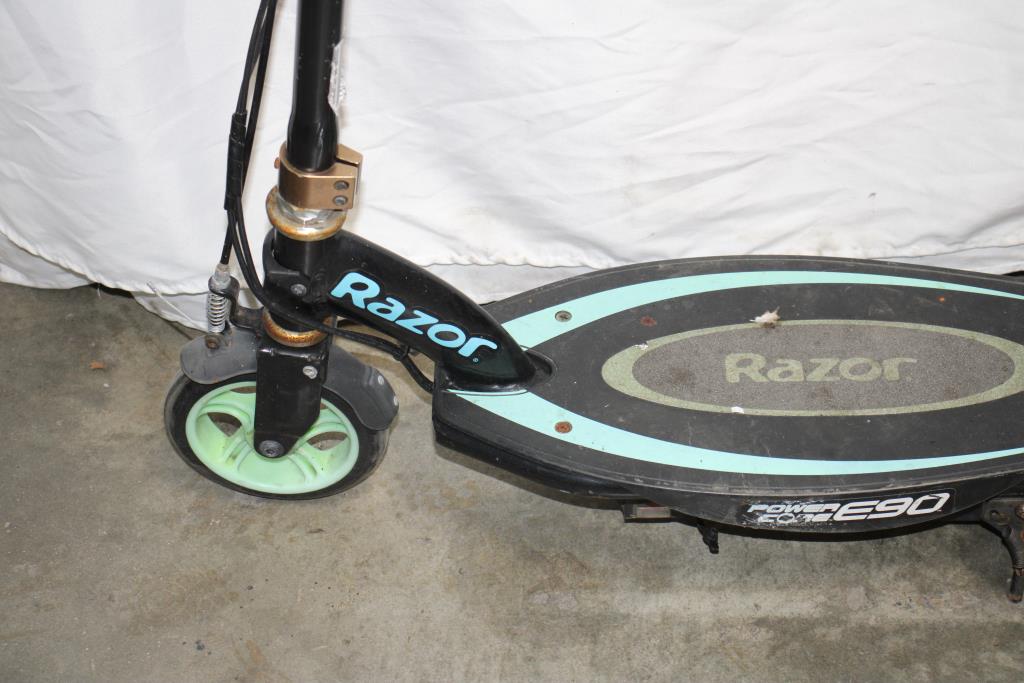 Kid's Razor Electric Scooter | Property Room