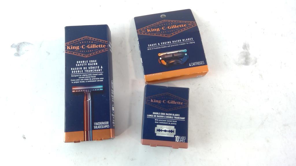 King C Gillette Double Edge Safety Razor And More, 3 Pieces | Property Room