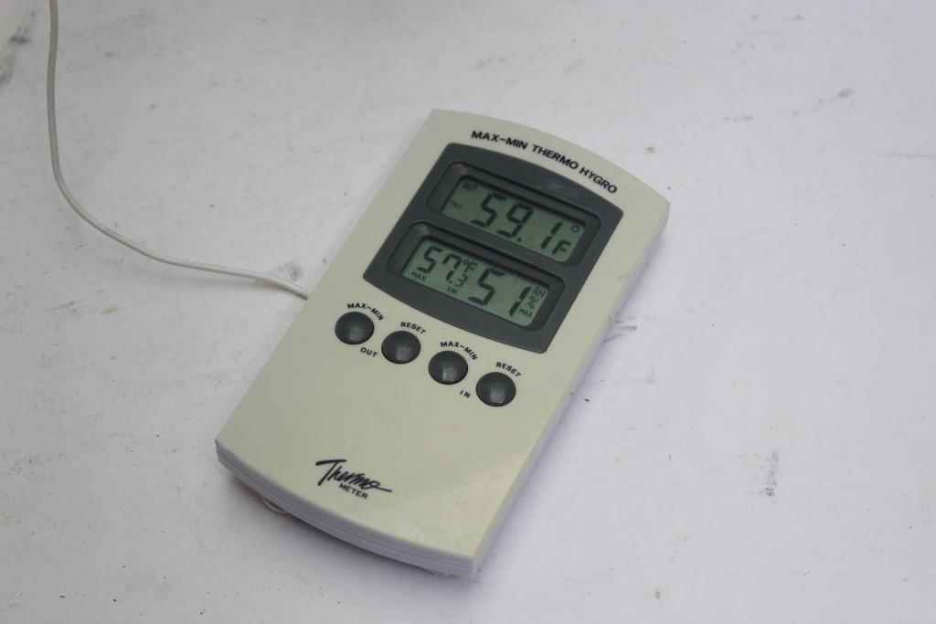 King Plus GW-KNGS60 LED Light, Thermo Hygro Thermometer: 2 Items ...
