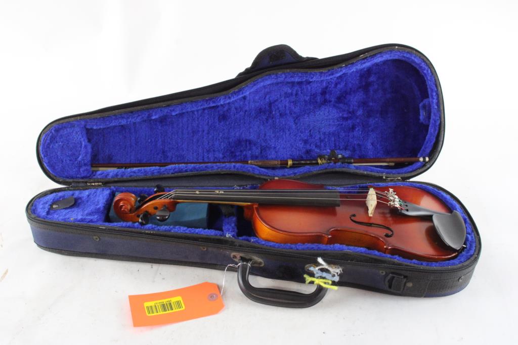 Klaus Mueller Prelude Violin | Property Room