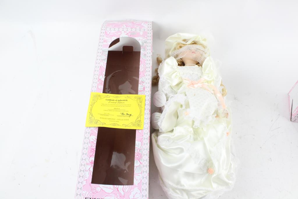 Knightsbridge Collection Porcelain Dolls And More 4 Pieces | Property Room