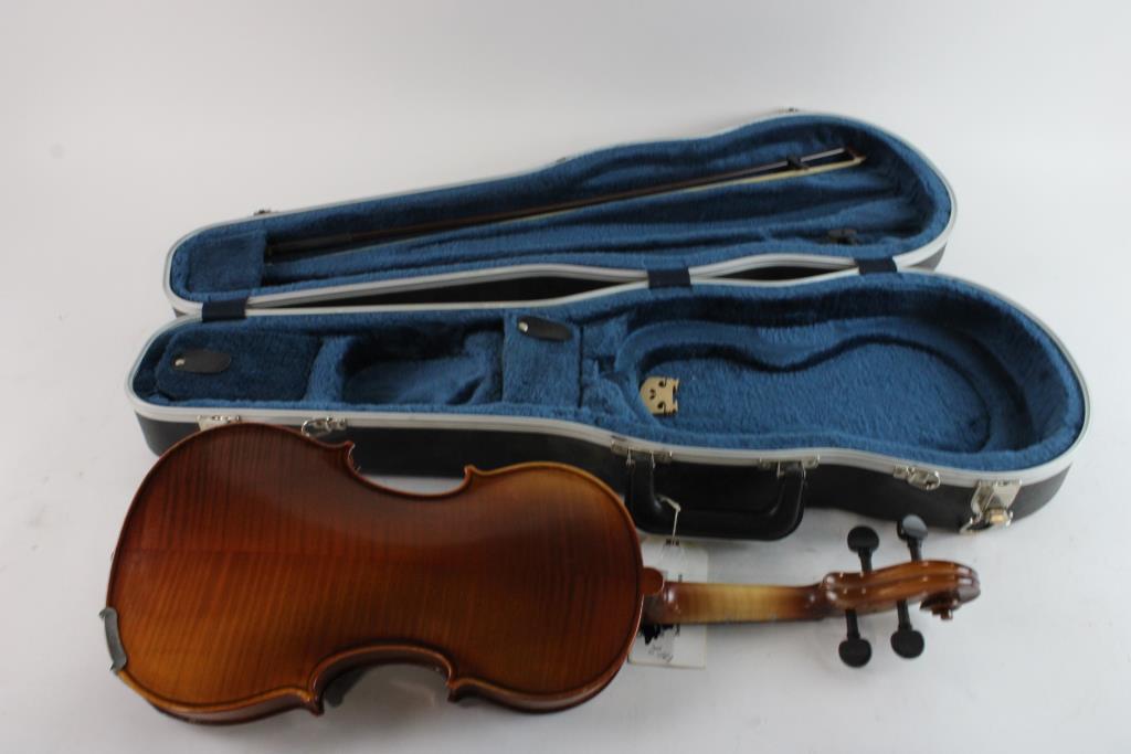 Knilling Violin | Property Room