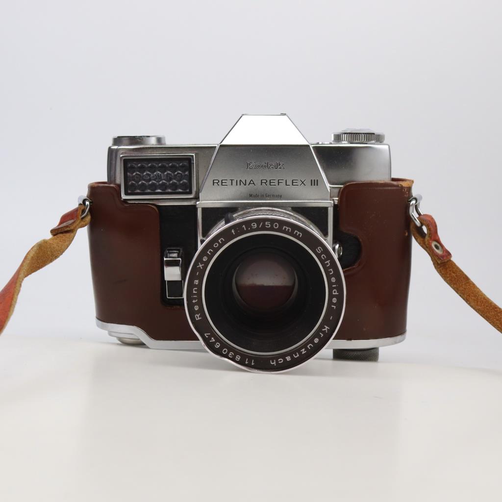 Kodak Retina Reflex III Vintage 35mm Film Camera And Case | Property Room
