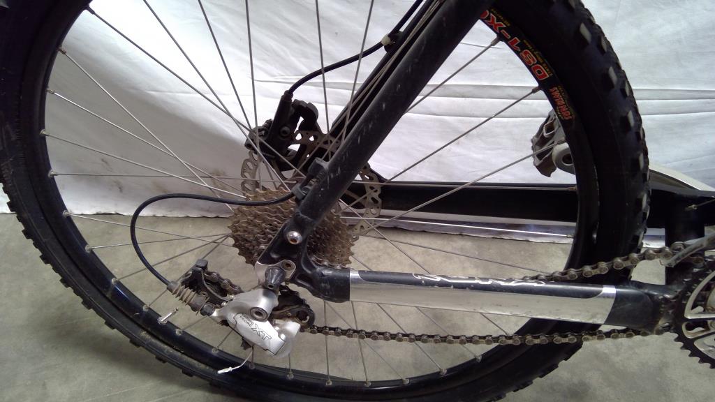 Kona Dawg Dee-Lux 26 Inch Full Suspension Mountain Bike | Property Room