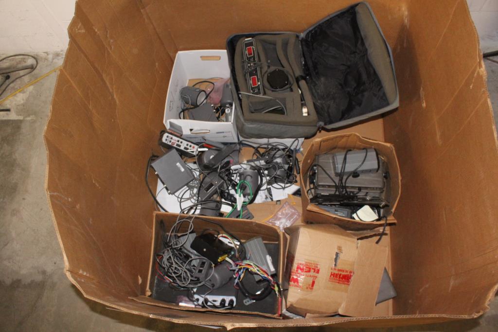 Kustom Signals Traffic Radar System And More, 15+ Pieces | Property Room