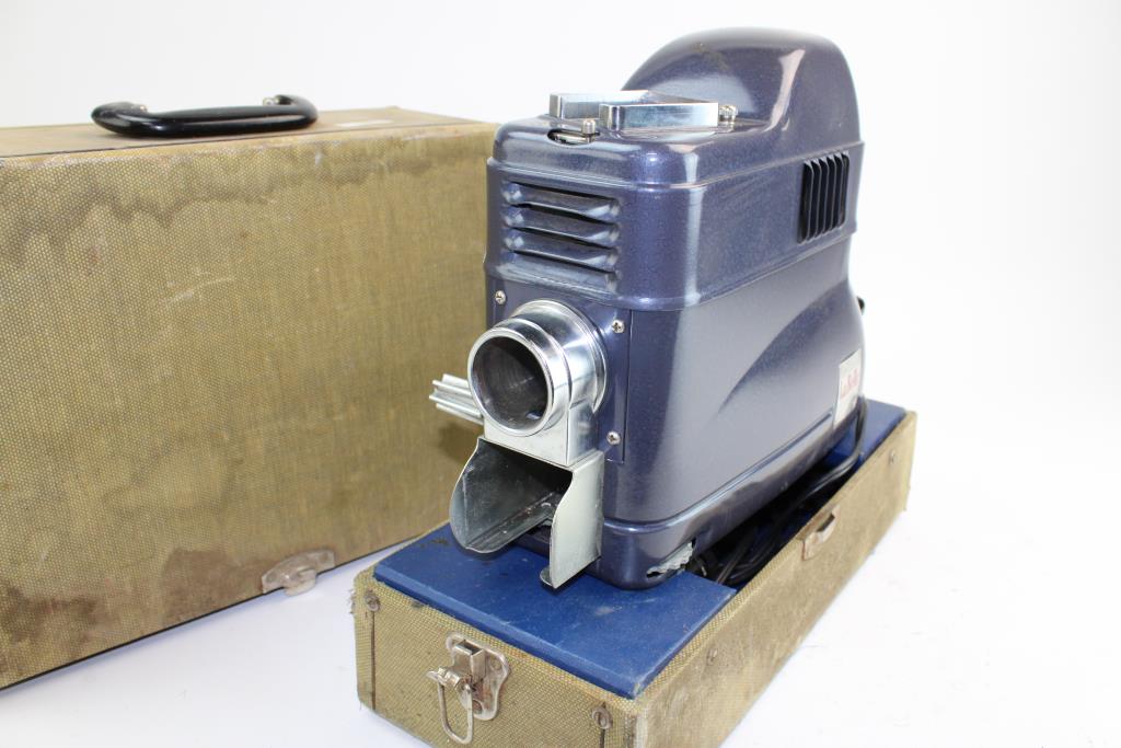 La Belle 55 Vintage Picture Slide Projector | Property Room